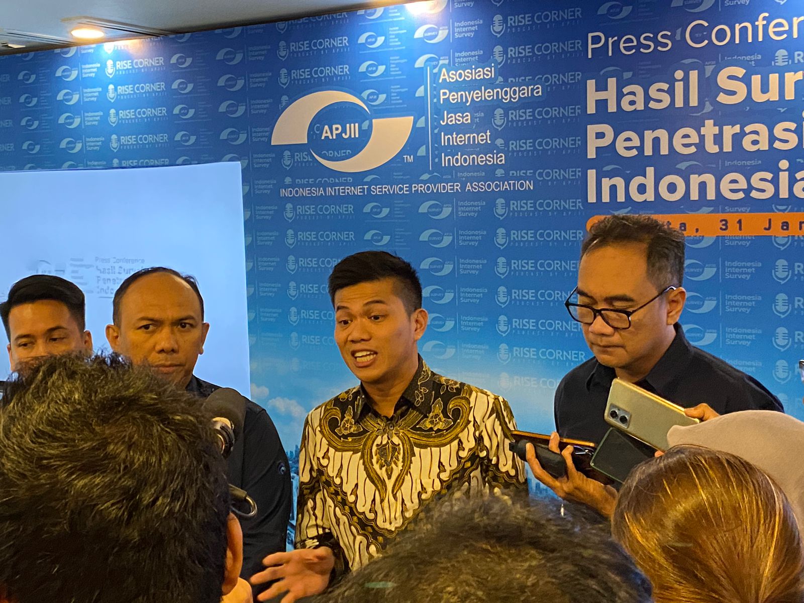 Kecepatan Internet Harus Minimal 100 Mbps, Ini 3 Saran APJII Kecepatan Internet Harus Minimal 100 Mbps, Ini 3 Saran APJII